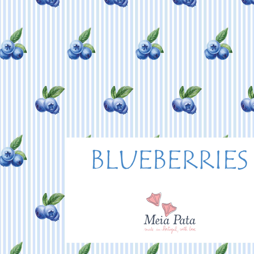 Meia Pata Girls Blueberries Frilled Beach Dress - White Blue.